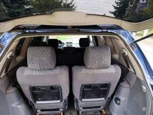 Grey Toyota avensis-verso 2002 in Pakruojis, with an engine capacity of 2.00 L and mileage of 345 thousand km for 1750 €, photo 11 on AUTOMOTO.COM.LV