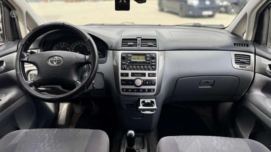 Pelēks Toyota avensis-verso 2003 Radviliškis, ar dzinēja tilpumu 2.00 L un nobraukumu 391 tūkst. km par 1250 €, foto 15 vietnē AUTOMOTO.COM.LV