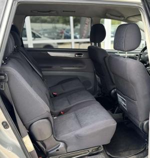 Pelēks Toyota avensis-verso 2003 Radviliškis, ar dzinēja tilpumu 2.00 L un nobraukumu 391 tūkst. km par 1250 €, foto 21 vietnē AUTOMOTO.COM.LV