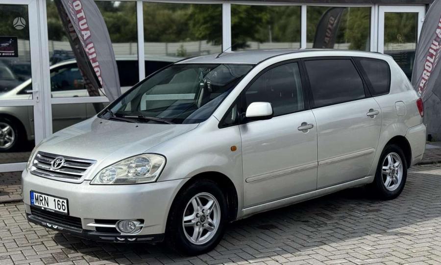 Pelēks Toyota avensis-verso 2003 Radviliškis, ar dzinēja tilpumu 2.00 L un nobraukumu 391 tūkst. km par 1250 €, foto 6 vietnē AUTOMOTO.COM.LV
