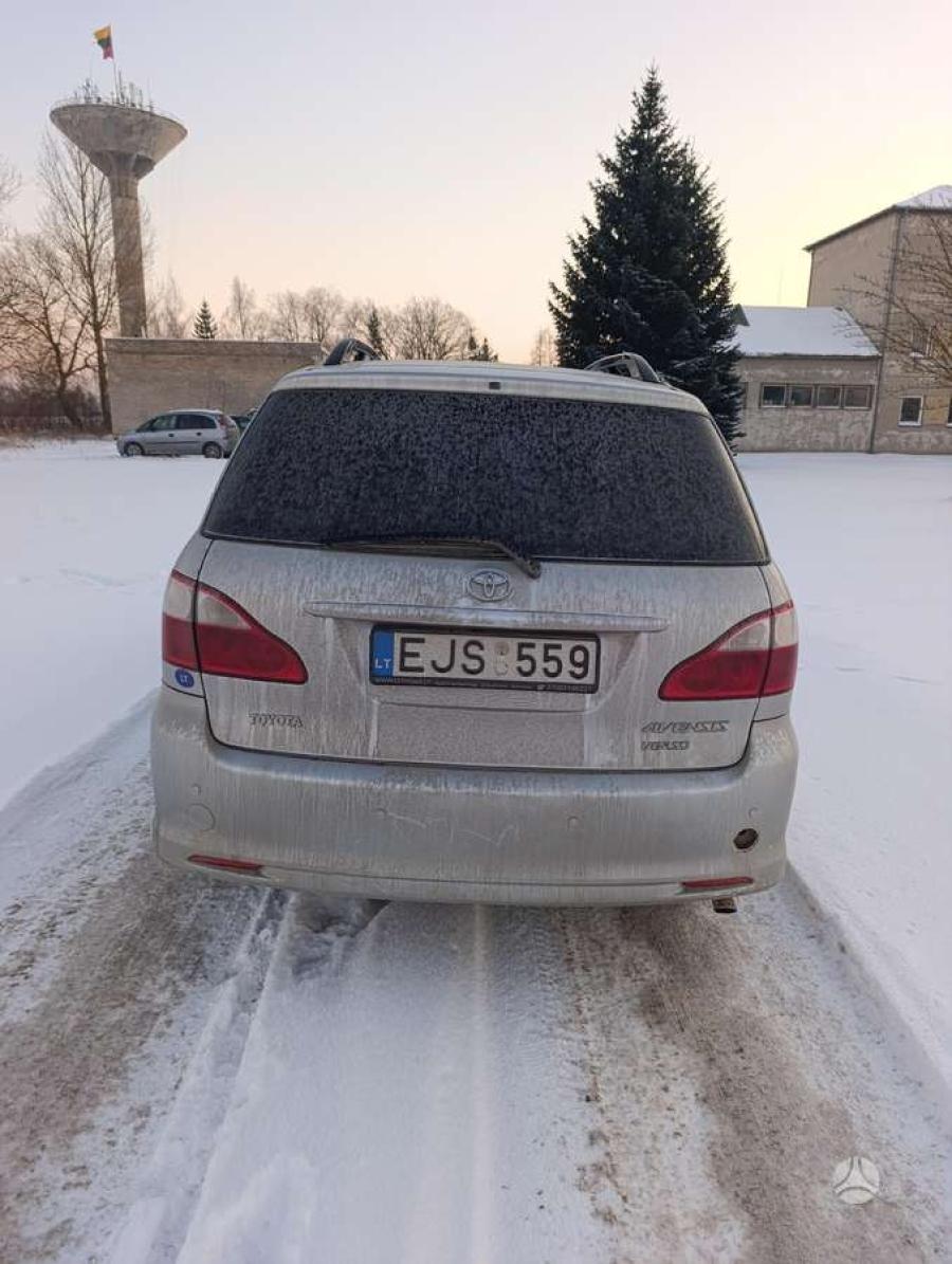 Pelēks Toyota avensis-verso 2004 Pakruojis, ar dzinēja tilpumu 2.00 L un nobraukumu 242 tūkst. km par 1550 €, foto 8 vietnē AUTOMOTO.COM.LV