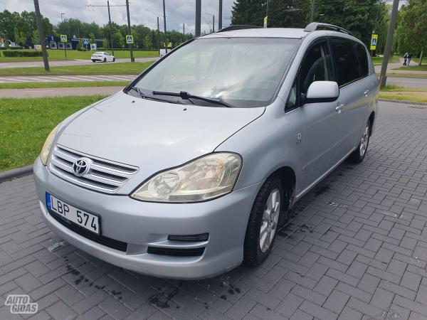 Pelēks Toyota avensis-verso 2004 Kauņa, ar dzinēja tilpumu 2.00 L un nobraukumu 350 tūkst. km par 1100 €, foto 2 vietnē AUTOMOTO.COM.LV