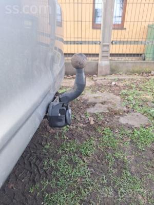 Grey Toyota avensis-verso 2004 in Riga, with an engine capacity of 2.00 L and mileage of 411 thousand km for 1600 €, photo 6 on AUTOMOTO.COM.LV