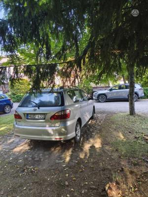 Pelēks Toyota avensis-verso 2004 Viļņa, ar dzinēja tilpumu 2.00 L un nobraukumu 363 tūkst. km par 1400 €, foto 3 vietnē AUTOMOTO.COM.LV