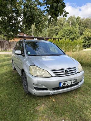 Grey Toyota avensis-verso 2004 in Alytus, with an engine capacity of 2.00 L and mileage of 345 thousand km for 1100 €, photo 6 on AUTOMOTO.COM.LV