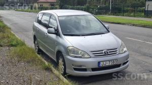 Серый Тойота Авенсис Версо 2004 в Рига, объемом двигателя 2.00 л и пробегом 360 тыс. км за 1700 €, фото 3 на AUTOMOTO.COM.LV
