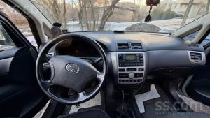 Серый Тойота Авенсис Версо 2004 в Рига, объемом двигателя 2.00 л и пробегом 360 тыс. км за 1700 €, фото 6 на AUTOMOTO.COM.LV
