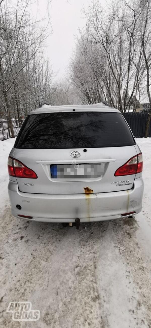 Pelēks Toyota avensis-verso 2005 Kauņa, ar dzinēja tilpumu 2.00 L un nobraukumu 504 tūkst. km par 888 €, foto 6 vietnē AUTOMOTO.COM.LV