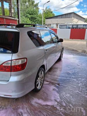 Pelēks Toyota avensis-verso 2005 Daugavpils, ar dzinēja tilpumu 2.00 L un nobraukumu 347 tūkst. km par 1200 €, foto 6 vietnē AUTOMOTO.COM.LV