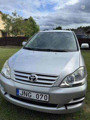 Grey Toyota avensis-verso 2005 in Vilnius, with an engine capacity of 2.00 L and mileage of 266 thousand km for 1100 €, photo  on AUTOMOTO.COM.LV