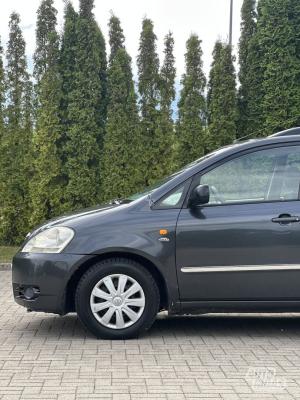 Pelēks Toyota avensis-verso 2003 Viļņa, ar dzinēja tilpumu 2.00 L un nobraukumu 402 tūkst. km par 1350 €, foto 9 vietnē AUTOMOTO.COM.LV