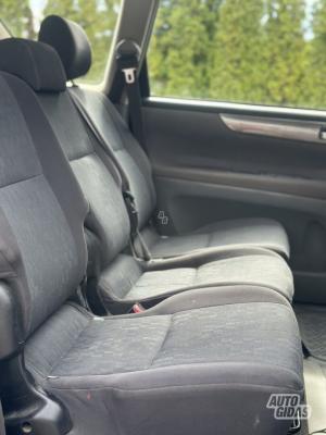Pelēks Toyota avensis-verso 2003 Viļņa, ar dzinēja tilpumu 2.00 L un nobraukumu 402 tūkst. km par 1350 €, foto 20 vietnē AUTOMOTO.COM.LV