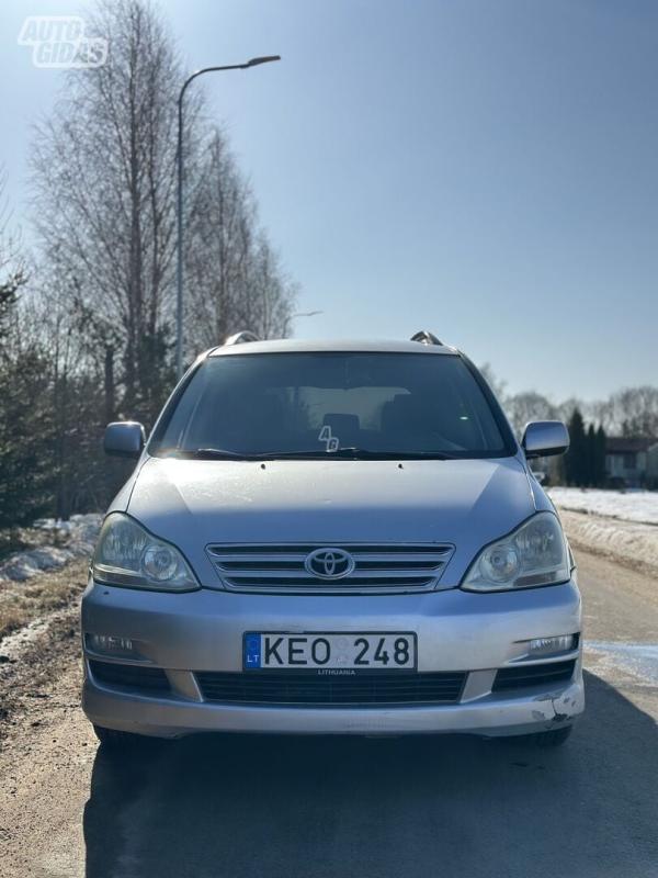 Grey Toyota avensis-verso 2004 in Vilnius, with an engine capacity of 2.00 L and mileage of 395 thousand km for 1100 €, photo 9 on AUTOMOTO.COM.LV