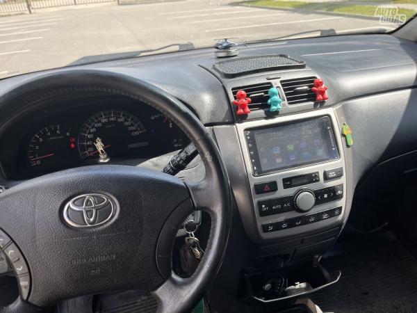 Pelēks Toyota avensis-verso 2004 Panevēža, ar dzinēja tilpumu 2.00 L un nobraukumu 360 tūkst. km par 800 €, foto 9 vietnē AUTOMOTO.COM.LV