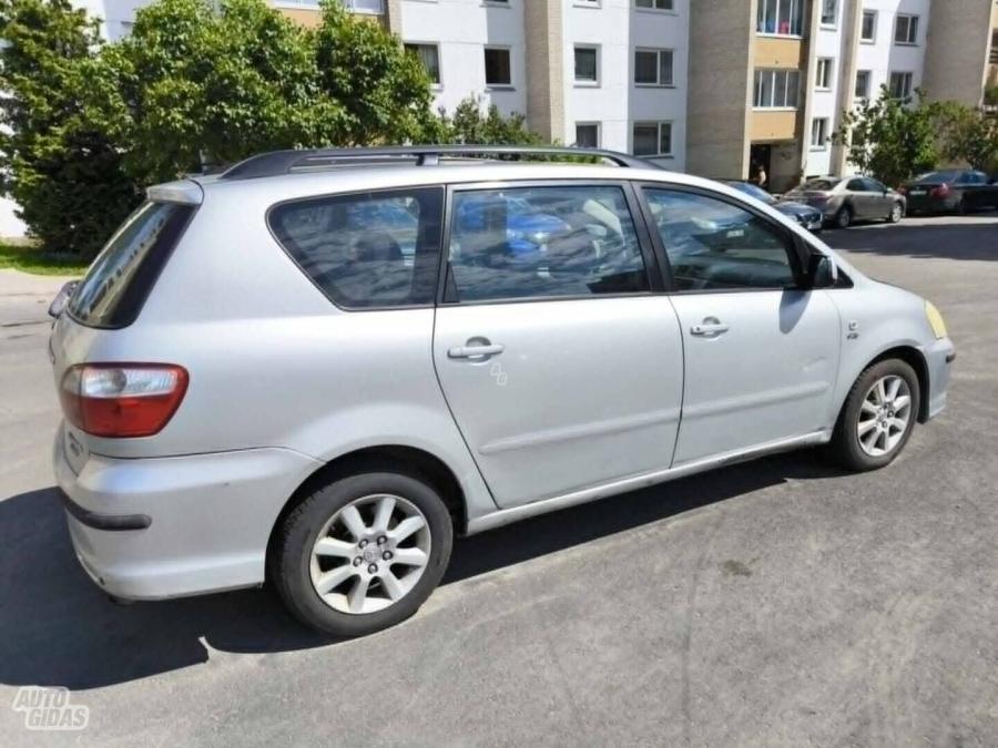 Серый Тойота Авенсис Версо 2005 в Вильнюс, объемом двигателя 2.00 л и пробегом 313 тыс. км за 1100 €, фото 16 на AUTOMOTO.COM.LV