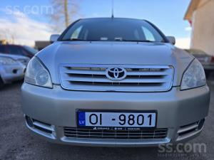 Toyota avensis-verso 2002 Daugavpils, ar dzinēja tilpumu 2.00 L un nobraukumu 0 tūkst. km par 1750 €, foto  vietnē AUTOMOTO.COM.LV