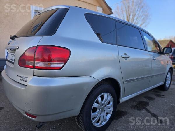 Toyota avensis-verso 2002 Daugavpils, ar dzinēja tilpumu 2.00 L un nobraukumu 0 tūkst. km par 1750 €, foto 3 vietnē AUTOMOTO.COM.LV