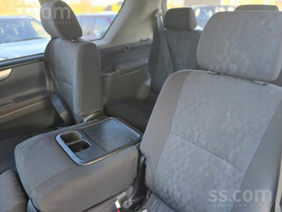 Toyota avensis-verso 2002 Daugavpils, ar dzinēja tilpumu 2.00 L un nobraukumu 0 tūkst. km par 1750 €, foto 12 vietnē AUTOMOTO.COM.LV