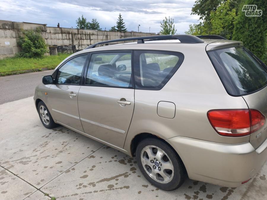Тойота Авенсис Версо 2002 в Каунас, объемом двигателя 2.00 л и пробегом 465 тыс. км за 800 €, фото 5 на AUTOMOTO.COM.LV