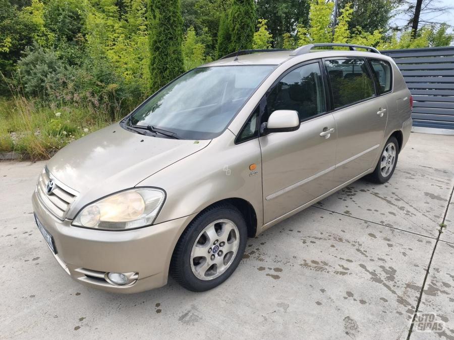 Тойота Авенсис Версо 2002 в Каунас, объемом двигателя 2.00 л и пробегом 465 тыс. км за 800 €, фото 1 на AUTOMOTO.COM.LV
