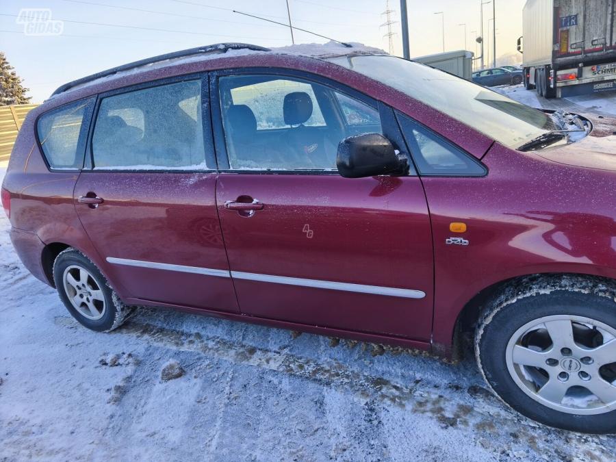 Toyota avensis-verso 2003 Kauņa, ar dzinēja tilpumu 2.00 L un nobraukumu 450 tūkst. km par 950 €, foto 5 vietnē AUTOMOTO.COM.LV