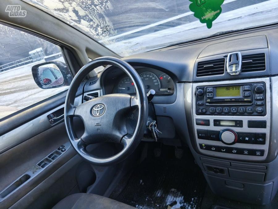 Toyota avensis-verso 2003 Kauņa, ar dzinēja tilpumu 2.00 L un nobraukumu 450 tūkst. km par 950 €, foto 12 vietnē AUTOMOTO.COM.LV