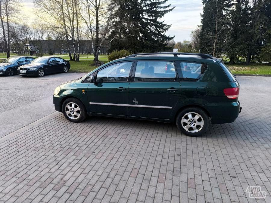 Toyota avensis-verso 2003 in Kaunas, with an engine capacity of 2.00 L and mileage of 243 thousand km for 1590 €, photo 11 on AUTOMOTO.COM.LV