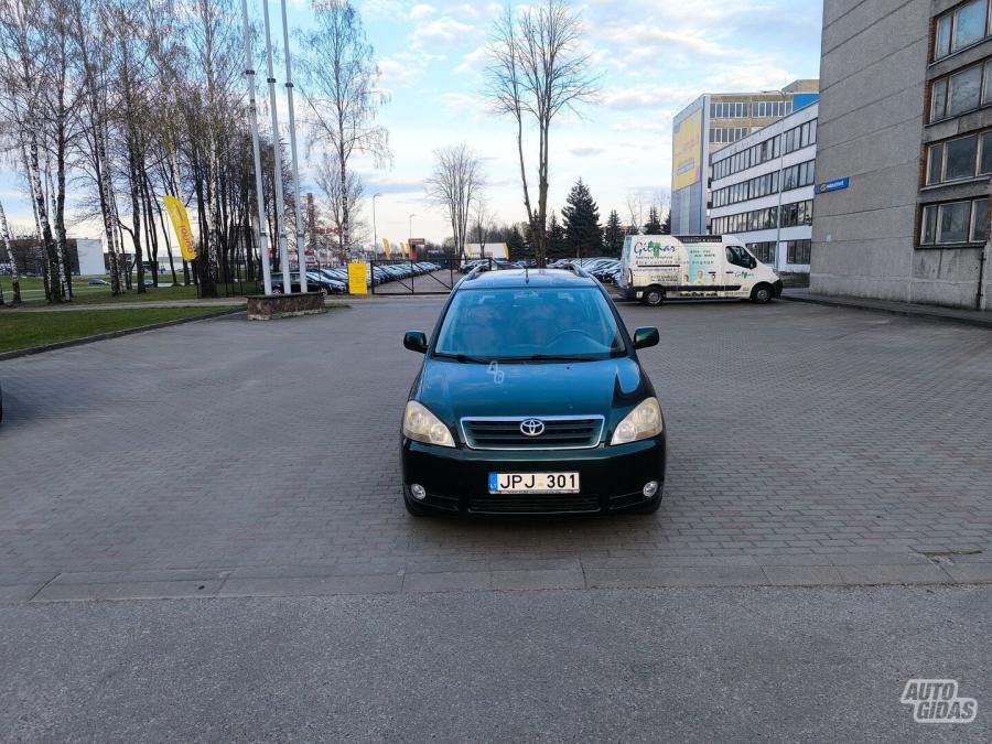 Toyota avensis-verso 2003 in Kaunas, with an engine capacity of 2.00 L and mileage of 243 thousand km for 1590 €, photo 13 on AUTOMOTO.COM.LV