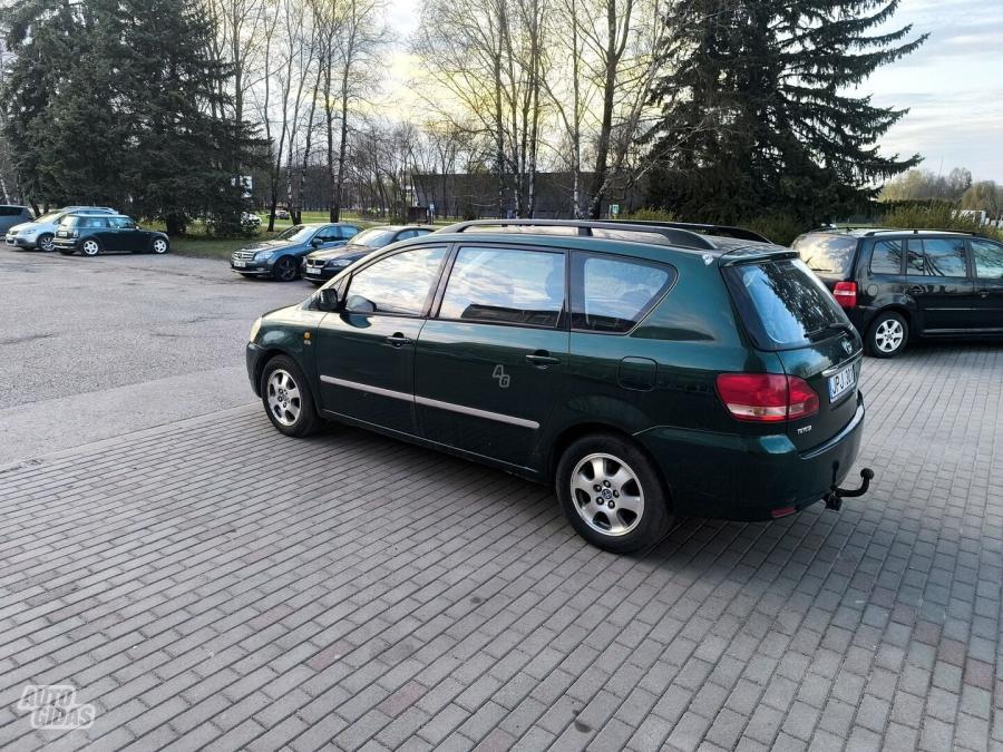 Toyota avensis-verso 2003 Kauņa, ar dzinēja tilpumu 2.00 L un nobraukumu 243 tūkst. km par 1390 €, foto 11 vietnē AUTOMOTO.COM.LV