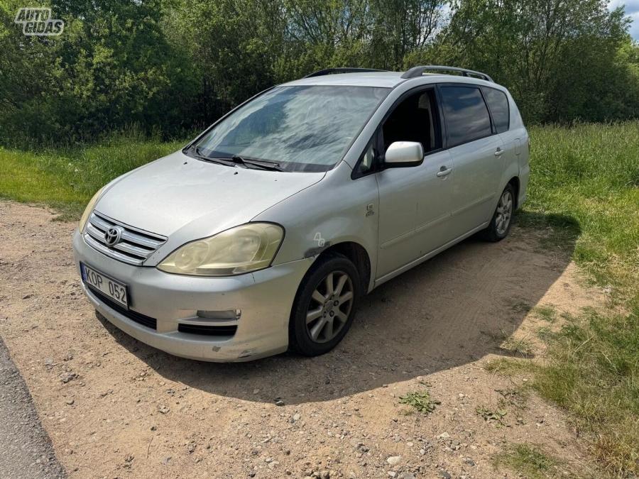 Toyota avensis-verso 2003 Viļņa, ar dzinēja tilpumu 2.00 L un nobraukumu 340 tūkst. km par 1150 €, foto 4 vietnē AUTOMOTO.COM.LV