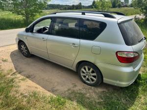Toyota avensis-verso 2003 Viļņa, ar dzinēja tilpumu 2.00 L un nobraukumu 340 tūkst. km par 1150 €, foto 12 vietnē AUTOMOTO.COM.LV