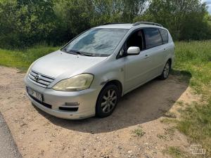 Toyota avensis-verso 2003 in Vilnius, with an engine capacity of 2.00 L and mileage of 340 thousand km for 1150 €, photo 4 on AUTOMOTO.COM.LV