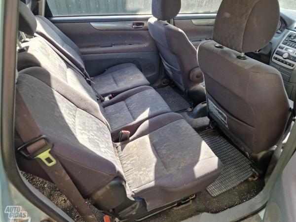 Toyota avensis-verso 2003 Ukmergė, ar dzinēja tilpumu 2.00 L un nobraukumu 300 tūkst. km par 550 €, foto 6 vietnē AUTOMOTO.COM.LV