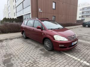 Toyota avensis-verso 2004 in Vilnius, with an engine capacity of 2.00 L and mileage of 470 thousand km for 1250 €, photo 2 on AUTOMOTO.COM.LV