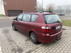 Toyota avensis-verso 2004 in Vilnius, with an engine capacity of 2.00 L and mileage of 470 thousand km for 1250 €, photo 6 on AUTOMOTO.COM.LV