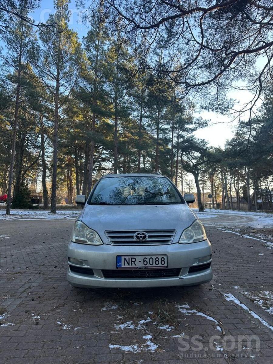 Toyota avensis-verso 2004 Limbaži, ar dzinēja tilpumu 2.00 L un nobraukumu 432 tūkst. km par 1400 €, foto 1 vietnē AUTOMOTO.COM.LV