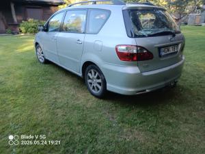Toyota avensis-verso 2004 in Vilnius, with an engine capacity of 2.00 L and mileage of 397 thousand km for 1600 €, photo 10 on AUTOMOTO.COM.LV