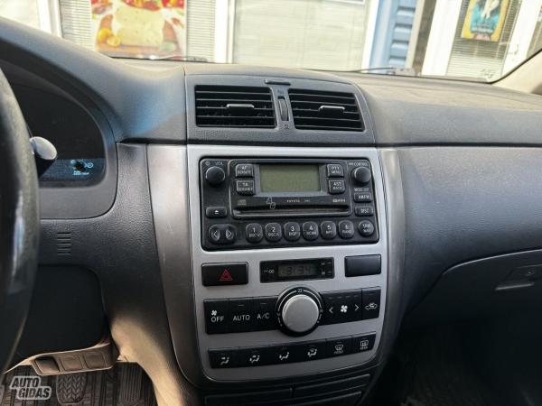 Toyota avensis-verso 2004 Šauļi, ar dzinēja tilpumu 2.00 L un nobraukumu 285 tūkst. km par 850 €, foto 10 vietnē AUTOMOTO.COM.LV