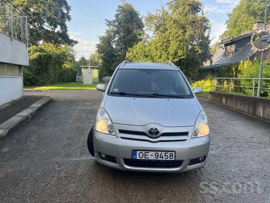 Toyota avensis-verso 2006 in Riga, with an engine capacity of 2.20 L and mileage of 411 thousand km for 2500 €, photo 2 on AUTOMOTO.COM.LV