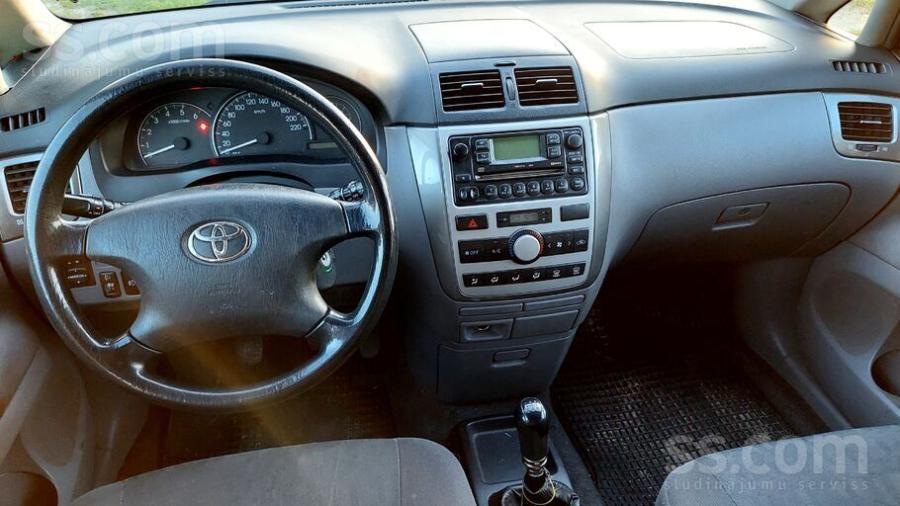 Red Toyota avensis-verso 2001 in Liepaja, with an engine capacity of 2.00 L and mileage of 426 thousand km for 1200 €, photo 5 on AUTOMOTO.COM.LV