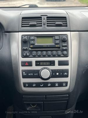 Красный Тойота Авенсис Версо 2005 в Нарва, объемом двигателя 2.00 л и пробегом 407 тыс. км за 1499 €, фото 14 на AUTOMOTO.COM.LV