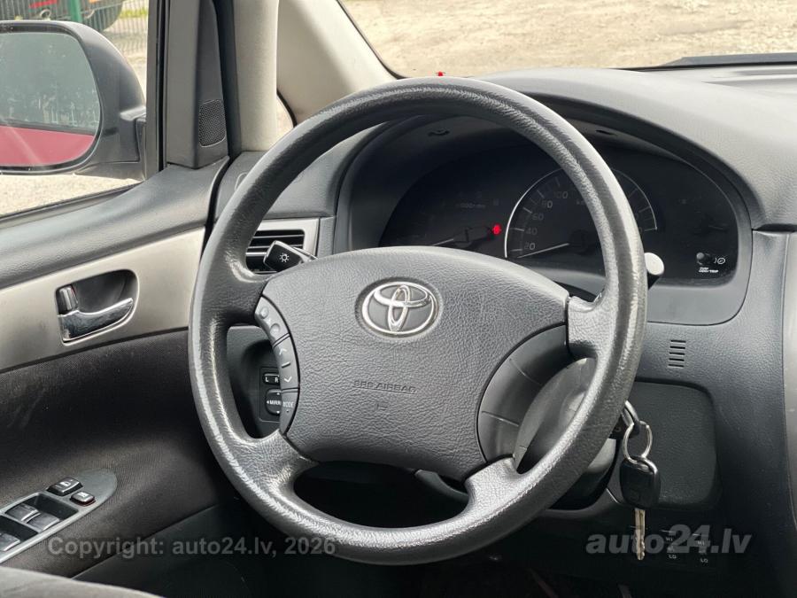 Красный Тойота Авенсис Версо 2005 в Нарва, объемом двигателя 2.00 л и пробегом 407 тыс. км за 1499 €, фото 15 на AUTOMOTO.COM.LV