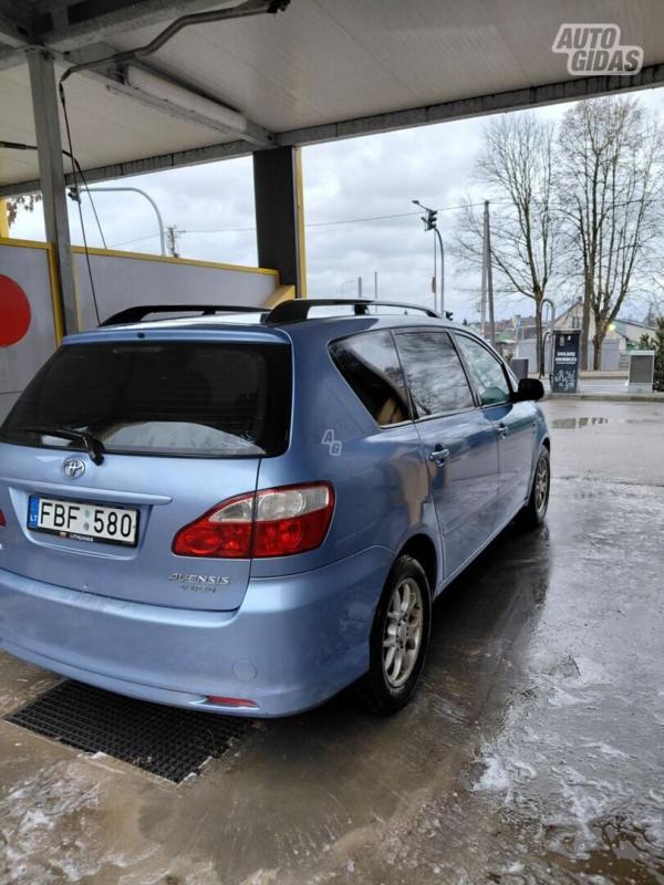 Toyota avensis-verso 2005 in Raseiniai, with an engine capacity of 2.00 L and mileage of 235 thousand km for 1350 €, photo 3 on AUTOMOTO.COM.LV