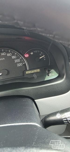 Toyota avensis-verso 2002 Klaipėda, ar dzinēja tilpumu 2.00 L un nobraukumu 275 tūkst. km par 3500 €, foto 14 vietnē AUTOMOTO.COM.LV