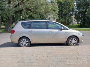 Тойота Авенсис Версо 2002 в Рига, объемом двигателя 2.00 л и пробегом 298 тыс. км за 2550 €, фото 13 на AUTOMOTO.COM.LV