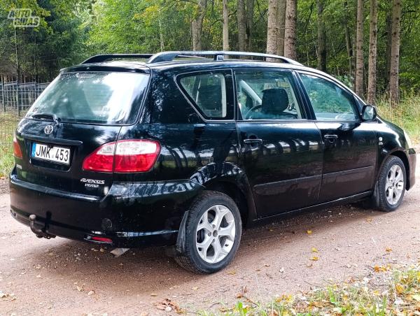 Toyota avensis-verso 2004 Viļņa vietnē Toyota avensis-verso 2004 Viļņa, ar dzinēja tilpumu 2.00 L un nobraukumu 270 tūkst. km par 750 €, foto 4 vietnē AUTOMOTO.COM.LV