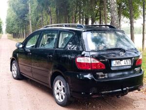 Toyota avensis-verso 2004 in Vilnius, with an engine capacity of 2.00 L and mileage of 270 thousand km for 750 €, photo 5 on AUTOMOTO.COM.LV