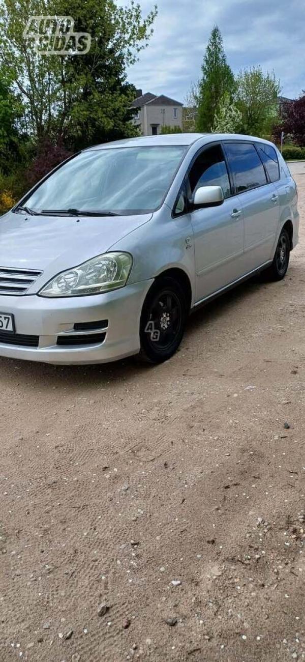 Toyota avensis-verso 2005 Telšiai, ar dzinēja tilpumu 2.00 L un nobraukumu 400 tūkst. km par 1500 €, foto 7 vietnē AUTOMOTO.COM.LV