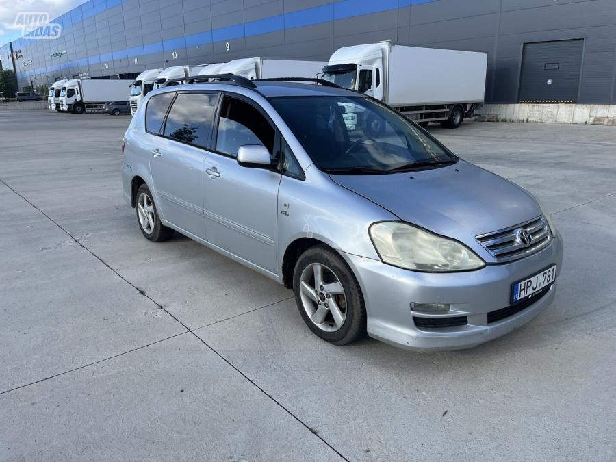 Toyota avensis-verso 2005 Panevēža, ar dzinēja tilpumu 2.00 L un nobraukumu 300 tūkst. km par 1200 €, foto 3 vietnē AUTOMOTO.COM.LV