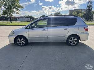 Toyota avensis-verso 2005 Panevēža, ar dzinēja tilpumu 2.00 L un nobraukumu 300 tūkst. km par 1200 €, foto 5 vietnē AUTOMOTO.COM.LV